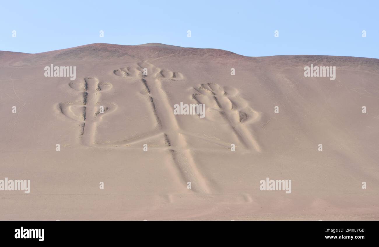 The Paracas Candelabra, a prehistoric geoglyph on the Paracas Peninsula ...