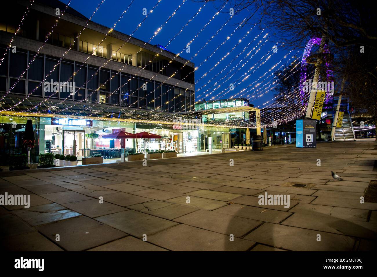 London in Lockdown Christmas 2020 Stock Photo - Alamy