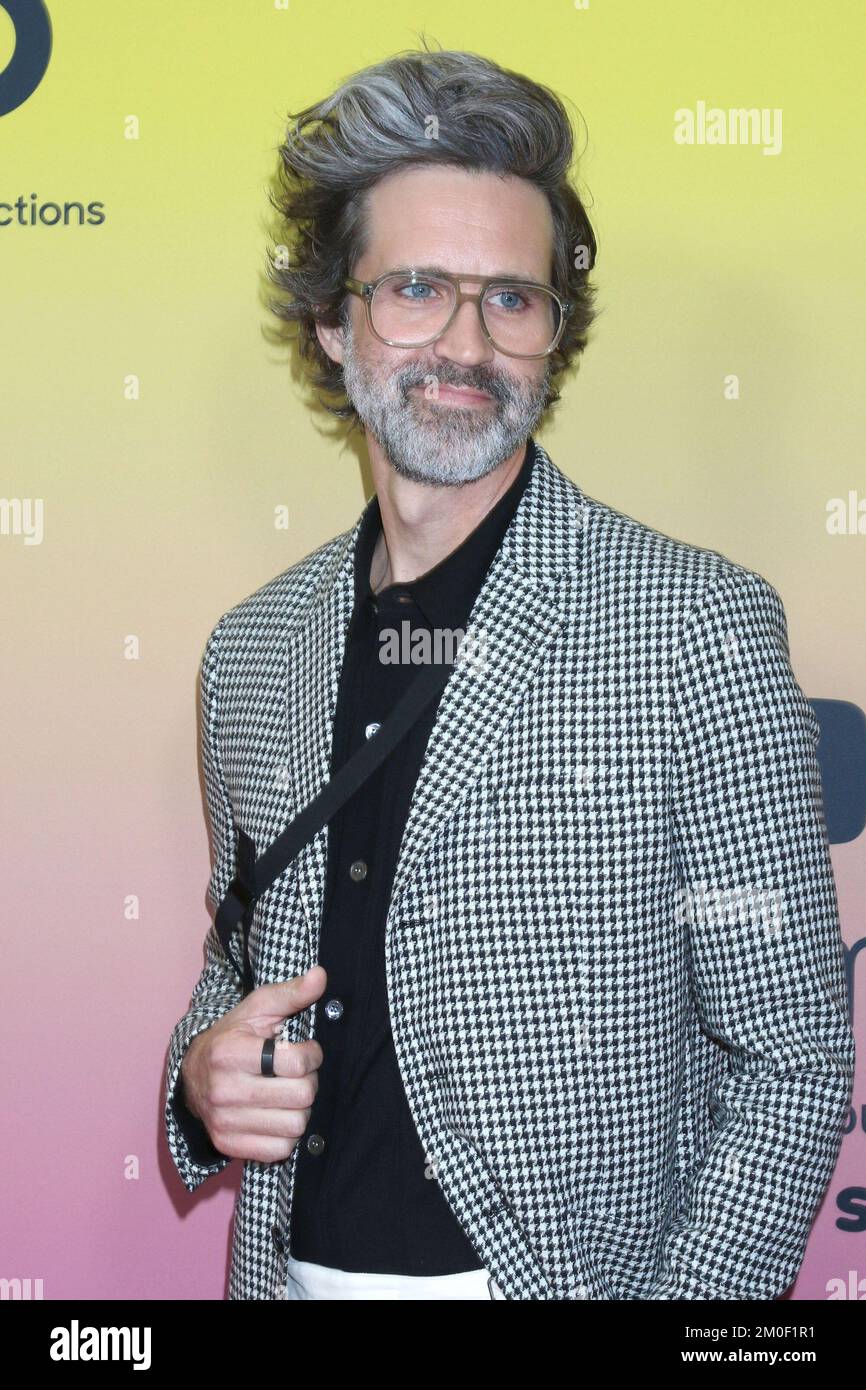 Beverly Hills, CA. 4th Dec, 2022. Link Neal at arrivals for 2022 ...