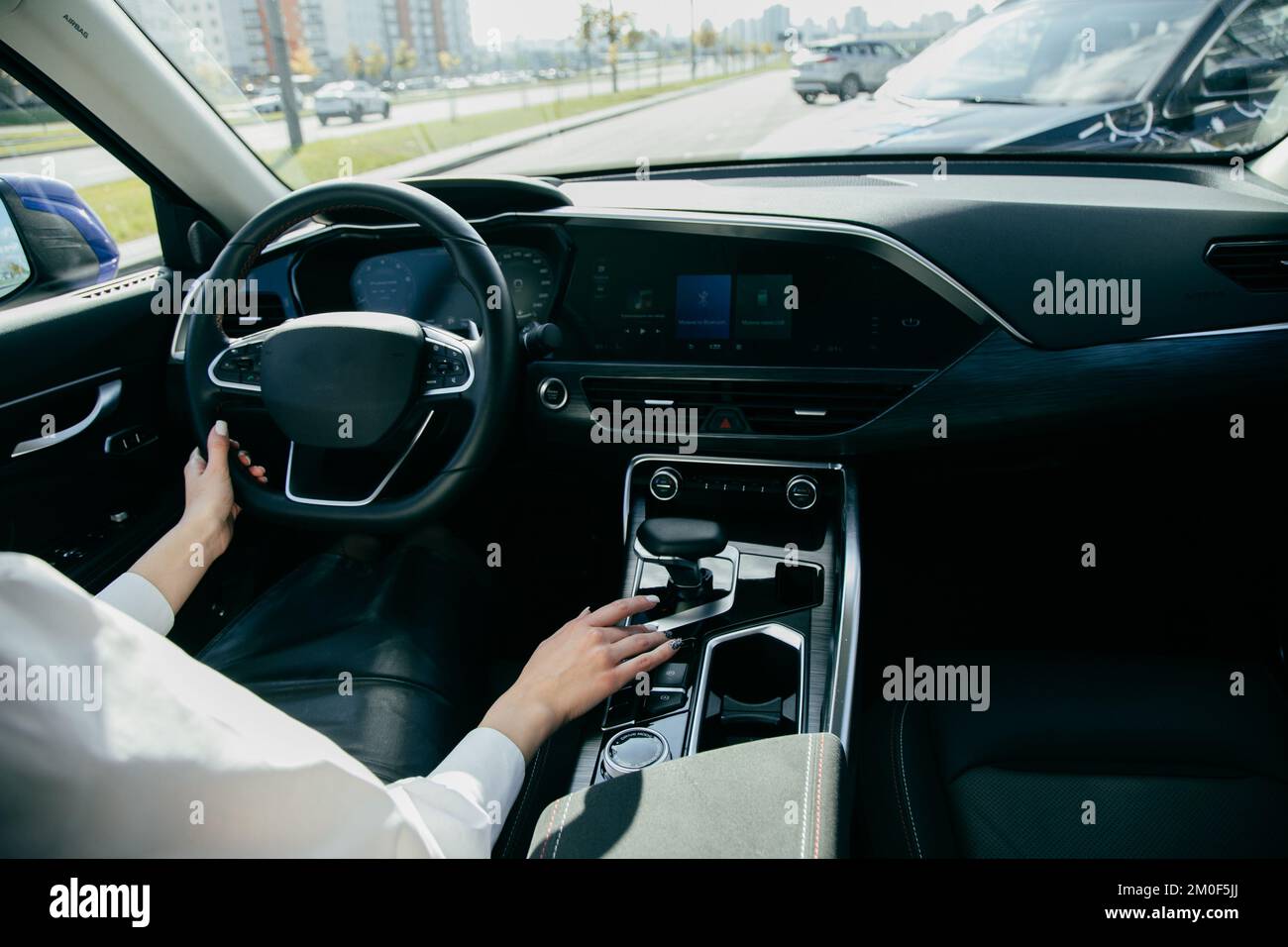 Mans hand steering wheel hi-res stock photography and images - Alamy