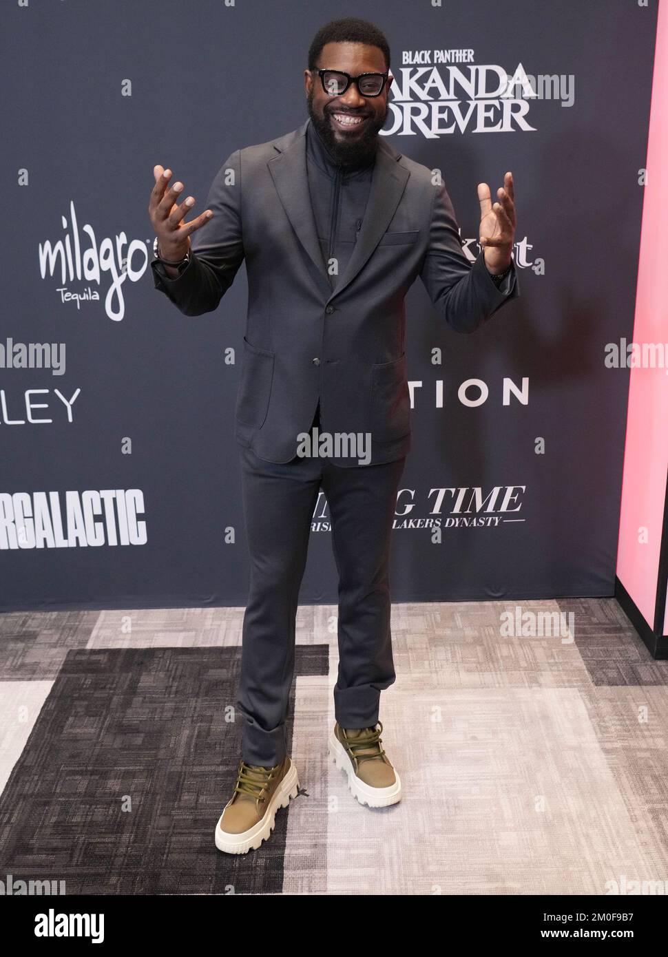 Los Angeles, USA. 05th Dec, 2022. Shawn Edwards arrives at The Critics Choice Association's 5th ...