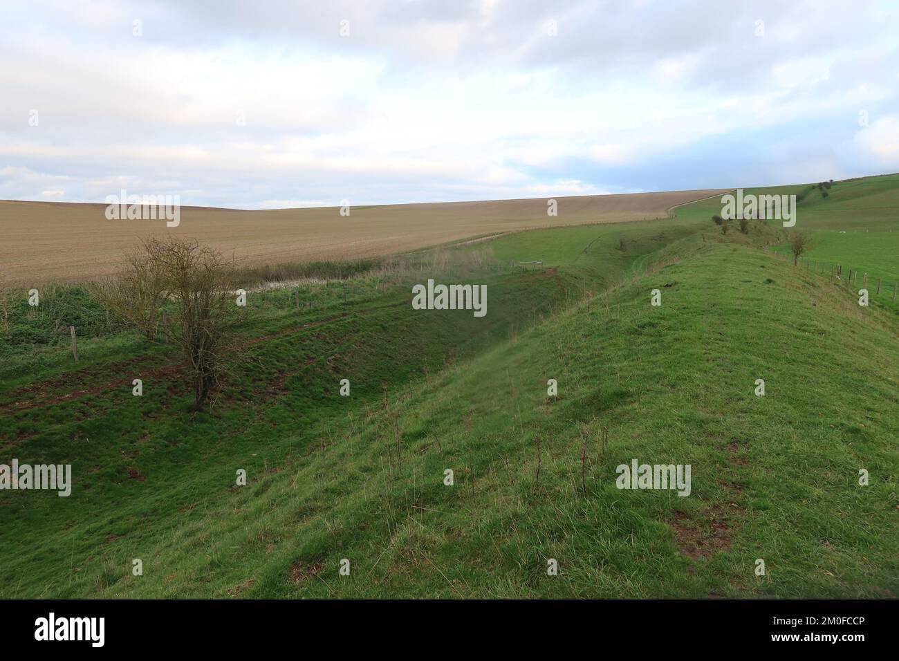 Wansdyke ancient defensive linear earthworks coast to coast defence ...