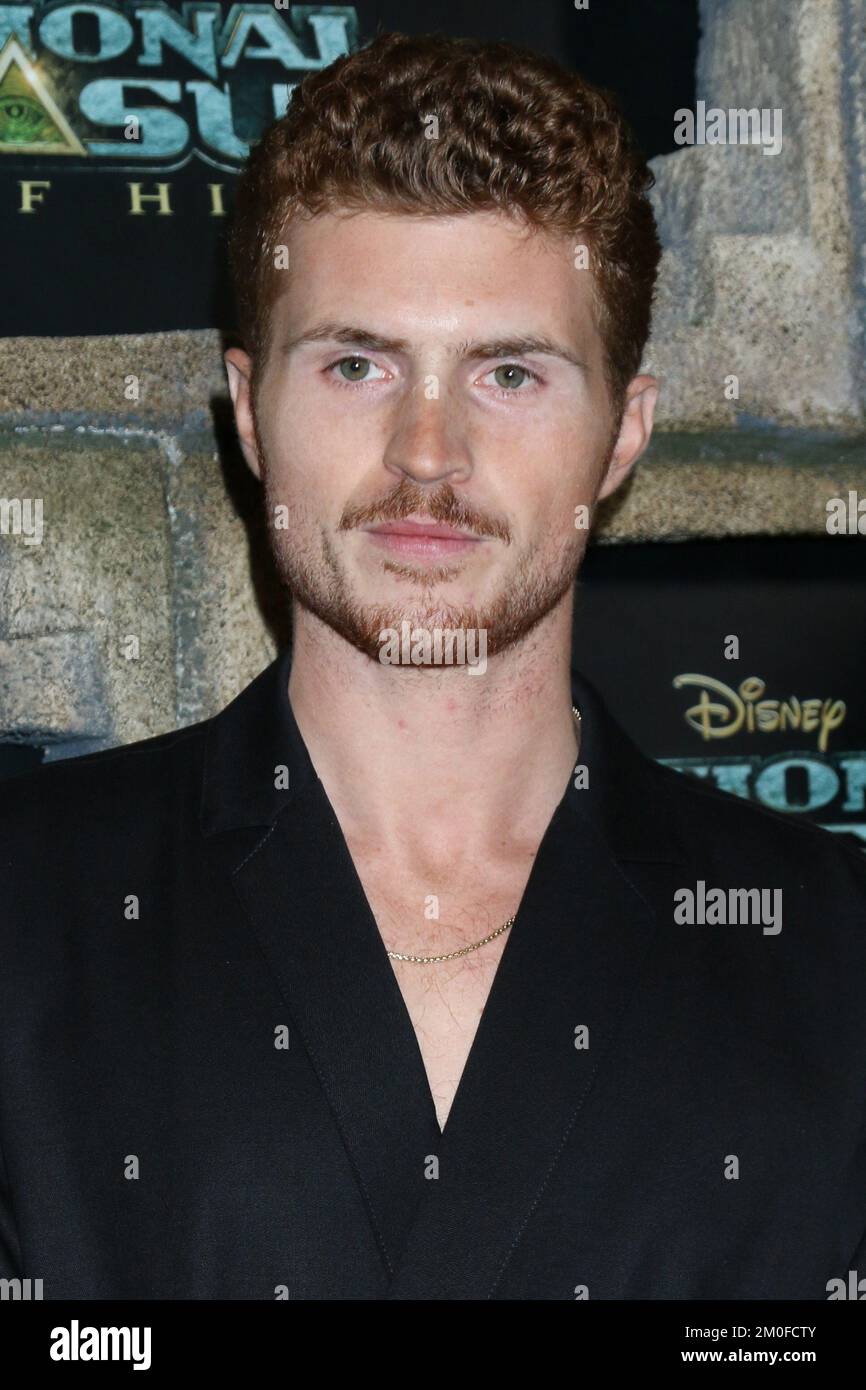 December 5, 2022, Los Angeles, CA, USA: LOS ANGELES - DEC 5: Jake ...