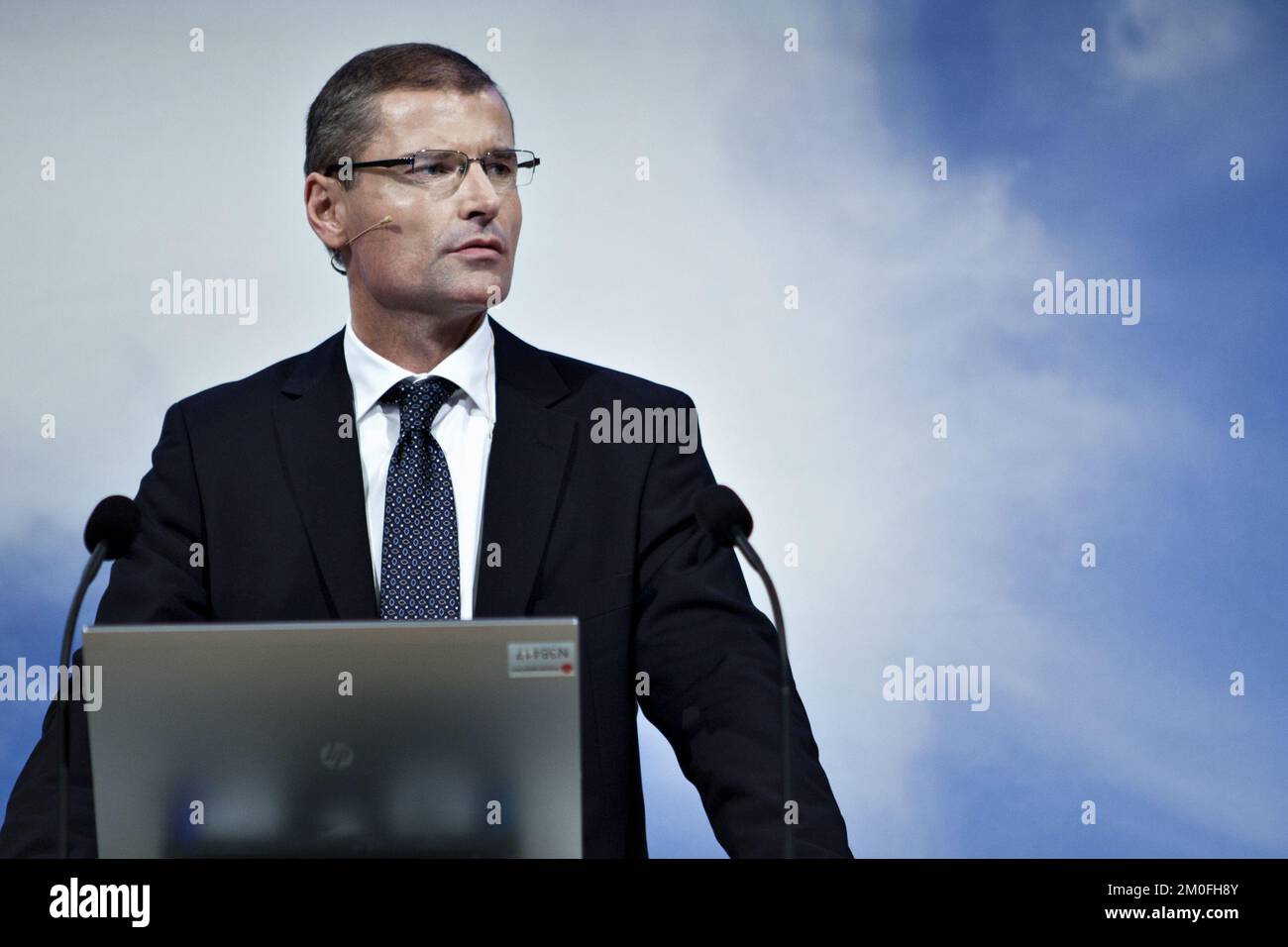 Vestas boss Ditlev Engel presents quarterly financial statements and a ...