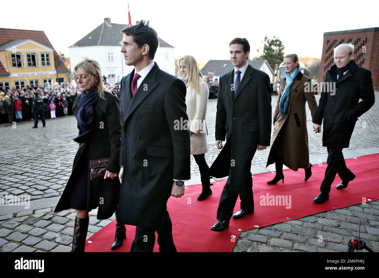 The Danish Royal family went by train to Roskilde in order to lay ...