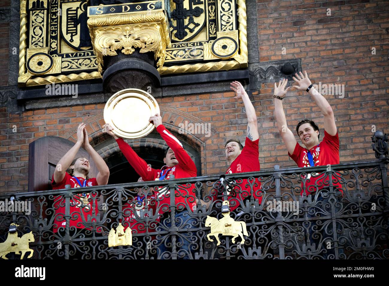 Thousands of fans came to celebrate the Danish National Team in ...