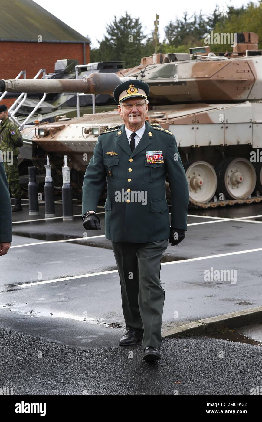 Prince Consort Henrik visits Jutland Dragoon Regiment in Holstebro ...
