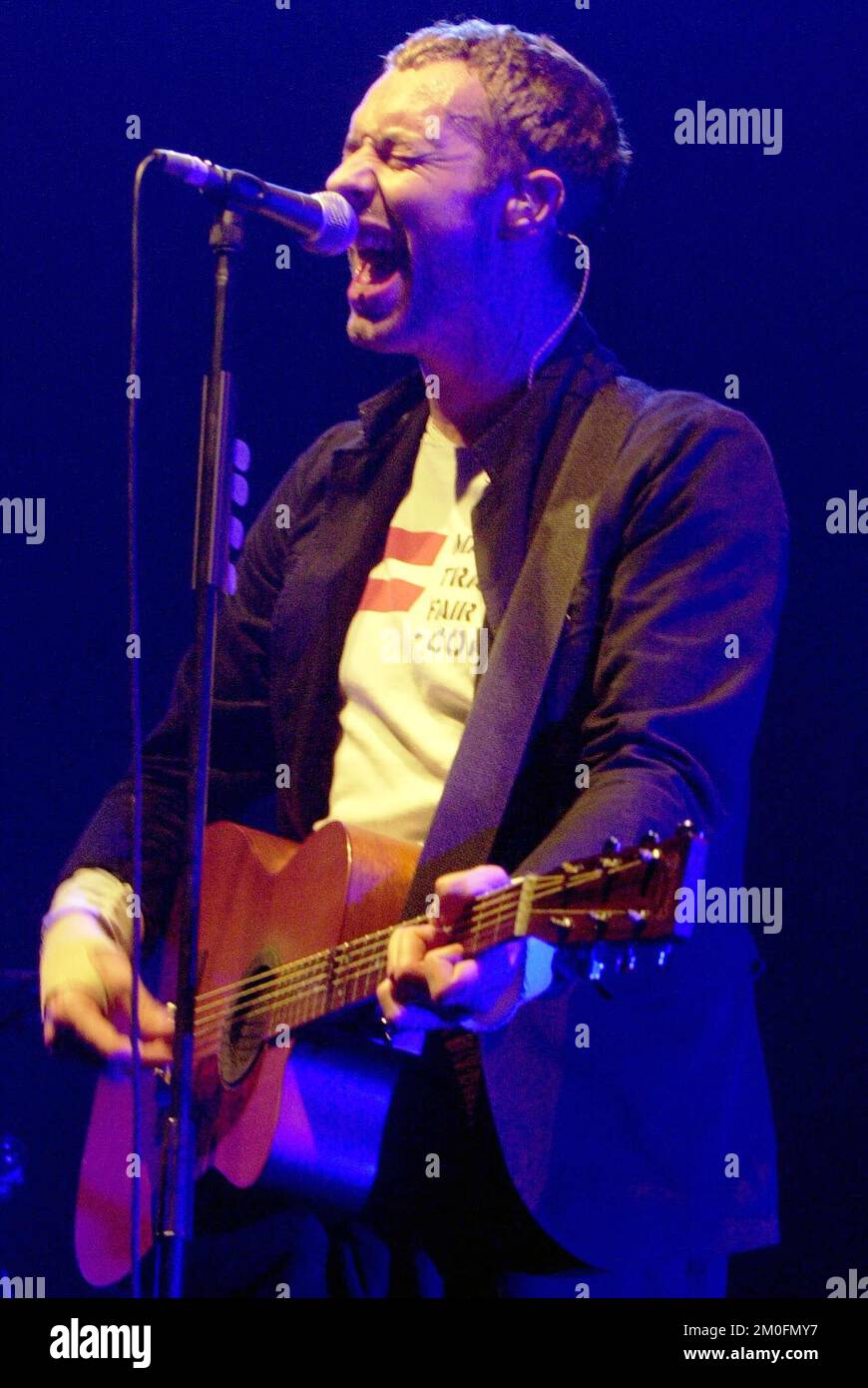 Coldplay seduced 4700 fans in valby hi-res stock photography and images ...