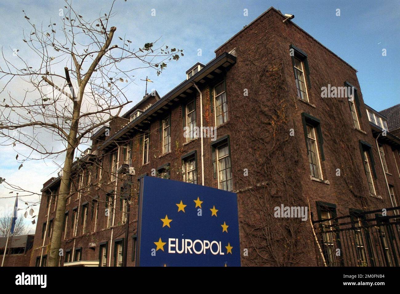 Photos organisation hi-res stock photography and images - Alamy