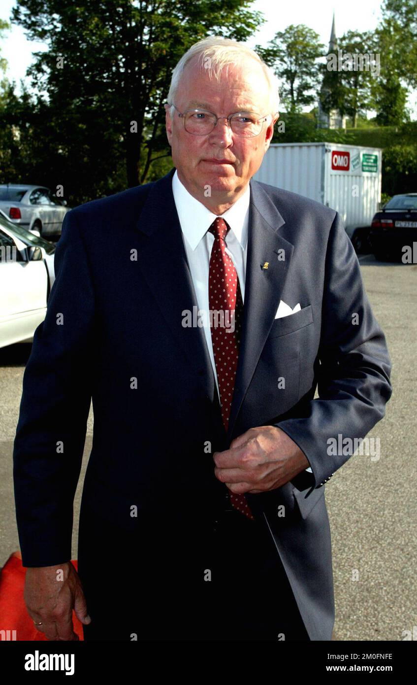 Agriculture and fisheries mariann fischer boel pictured here is ivar ...