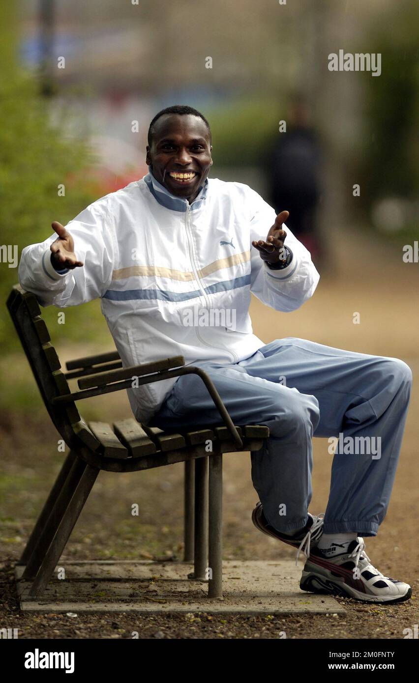 Kenyan born runner hi-res stock photography and images - Alamy Kenyan born runner hi-res stock photography and images - Alamy