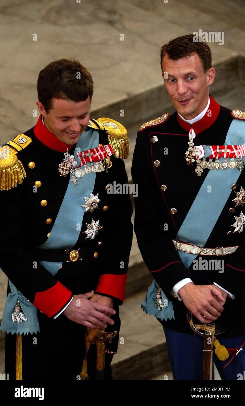 The Danish Crown Prince Frederik (left) and his brother and best man ...
