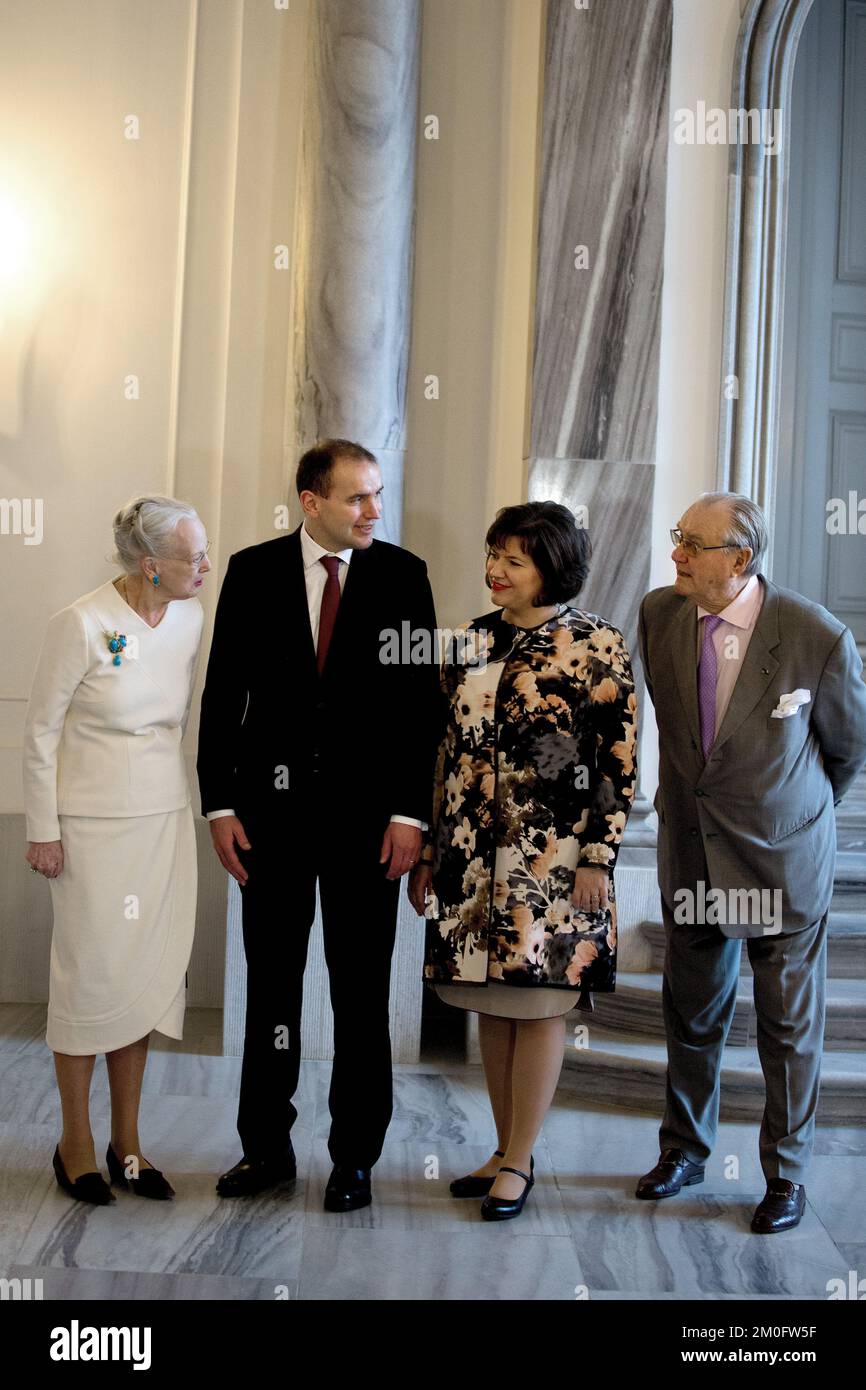 Prince Consort Henrik and Queen Margrethe welcome President Guoni Th ...