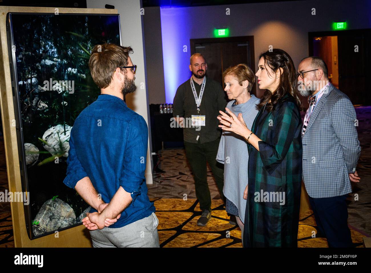 Crown Princess Mary spent har first day of a three day visit to Texas ...