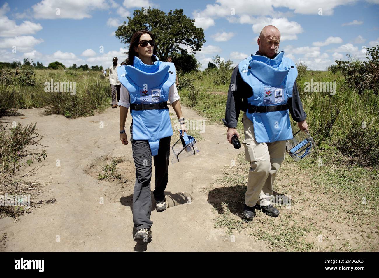 Safe demining hi-res stock photography and images - Alamy