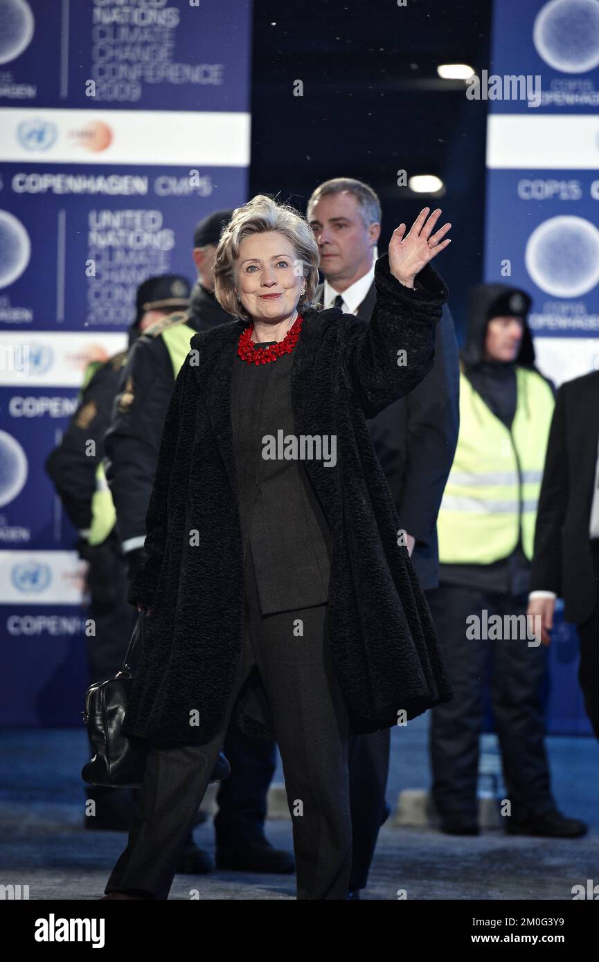 Negatiations hi-res stock photography and images - Alamy