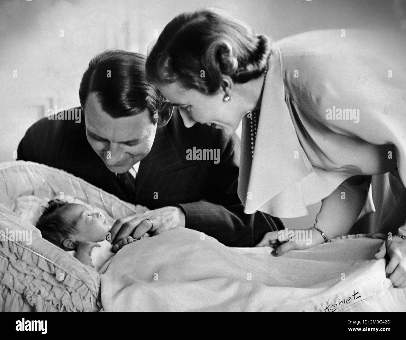 Princess Margrethe with her parents the Crown Prince Couple, Crown ...