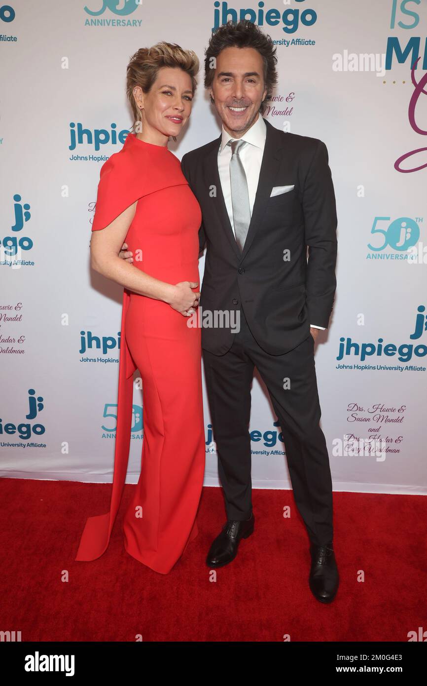 5 December 2022 -Beverly Hills, California - Evangeline Lilly, Shawn ...