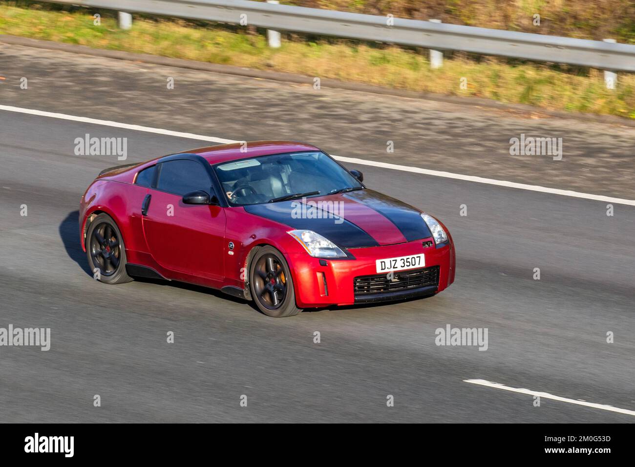 2004 nissan 350z hi-res stock photography and images - Alamy