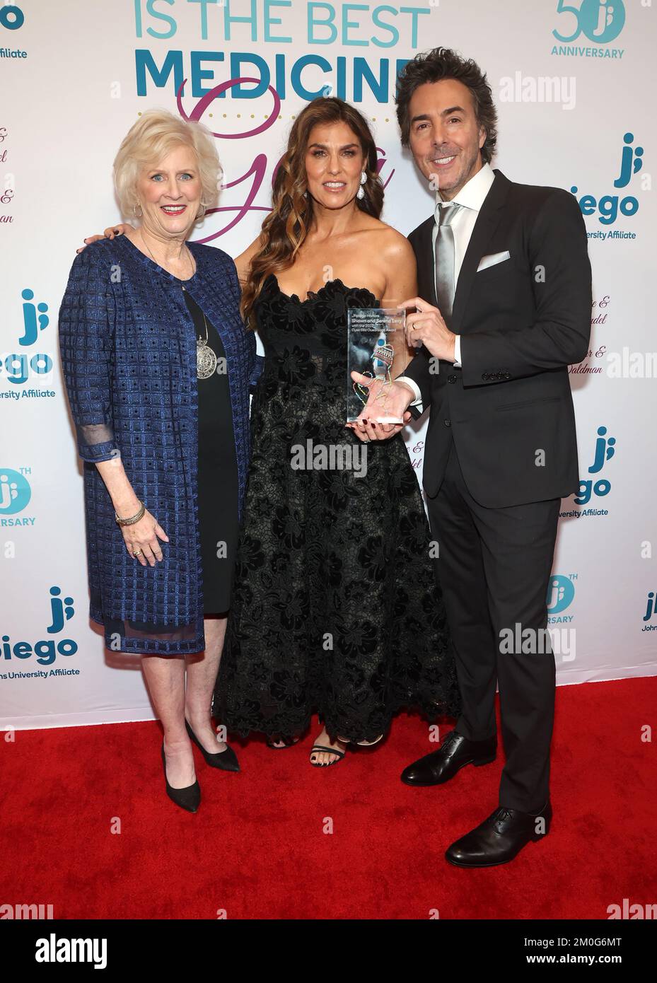 5 December 2022 -Beverly Hills, California - Leslie D. Mancuso, Serena ...