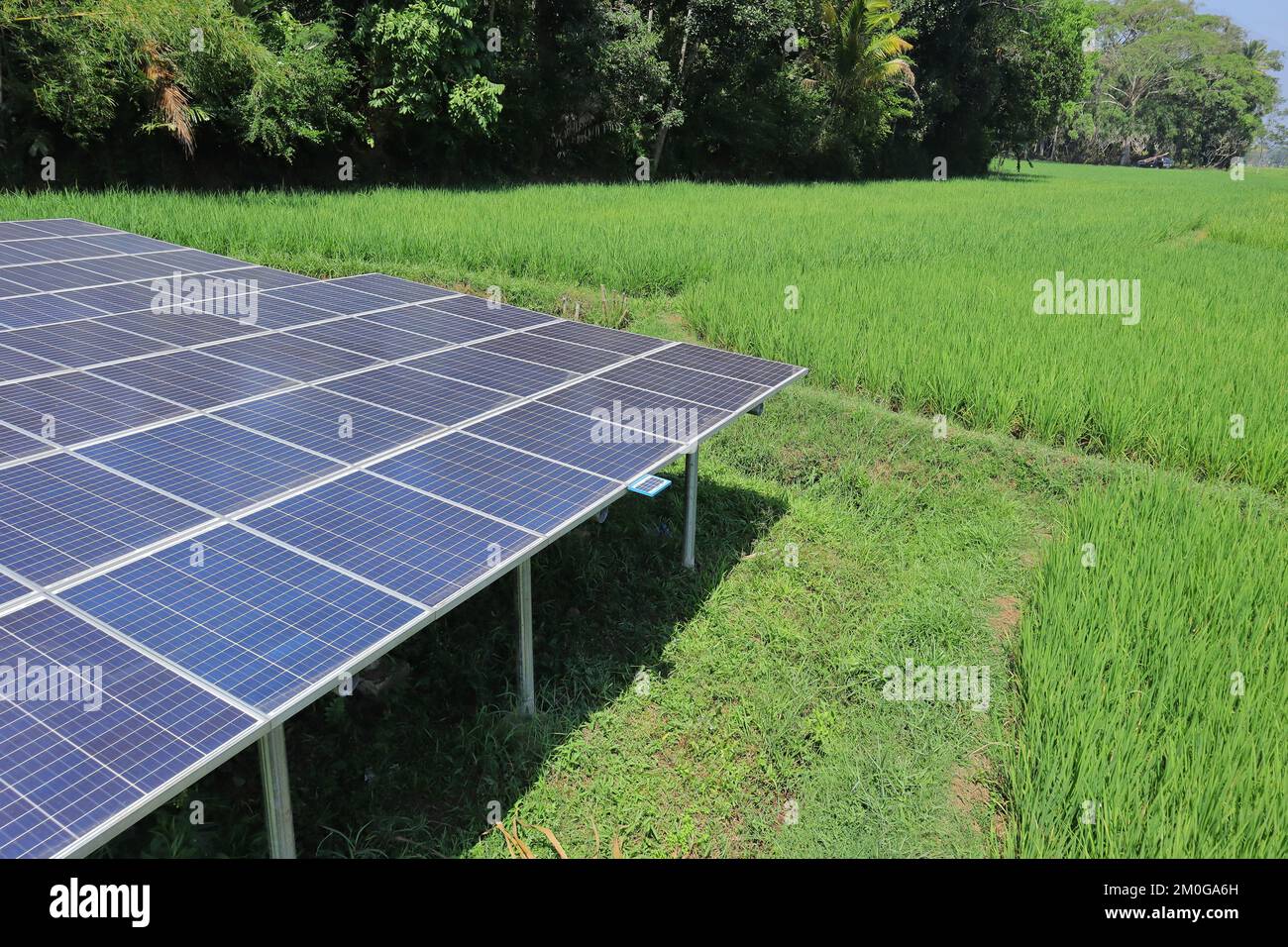 Solar energy installation hi-res stock photography and images - Alamy