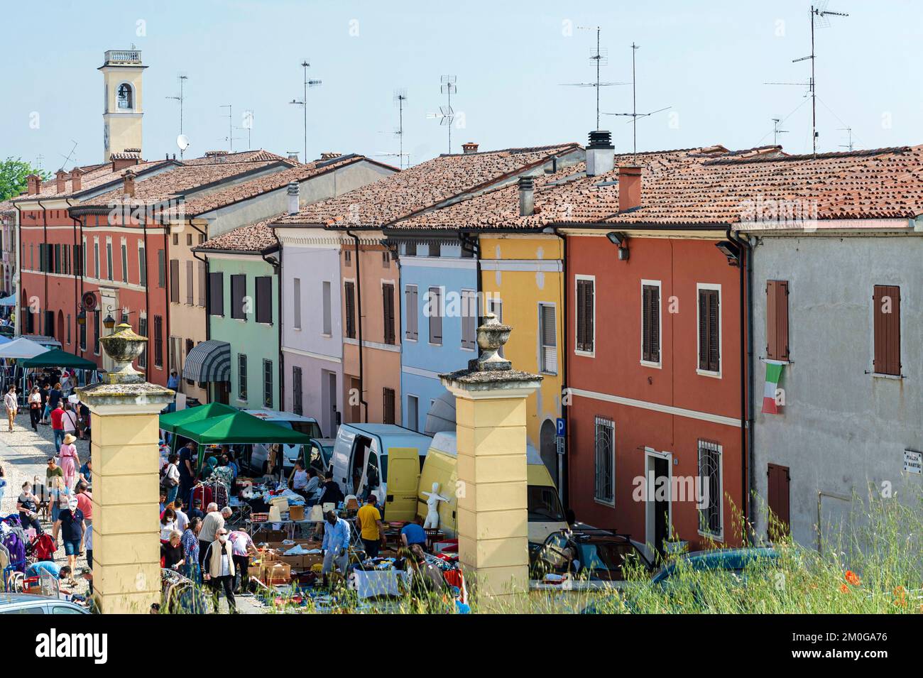 little town partial view, pomponesco, italy Stock Photo - Alamy