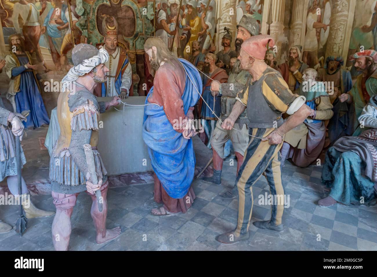 statue of the sacred mount, varallo sesia, italy Stock Photo - Alamy
