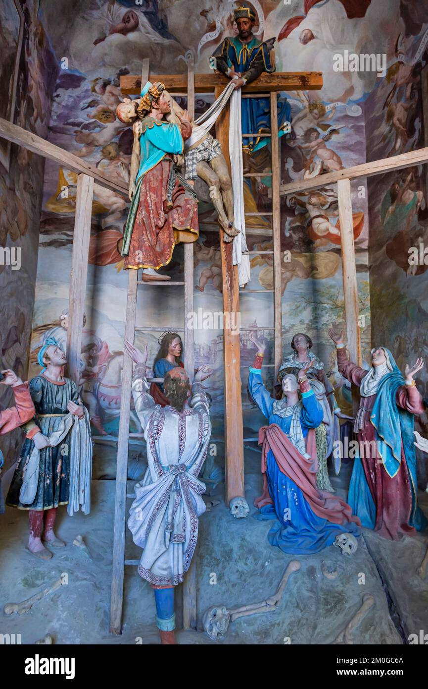 statue of the sacred mount, varallo sesia, italy Stock Photo - Alamy