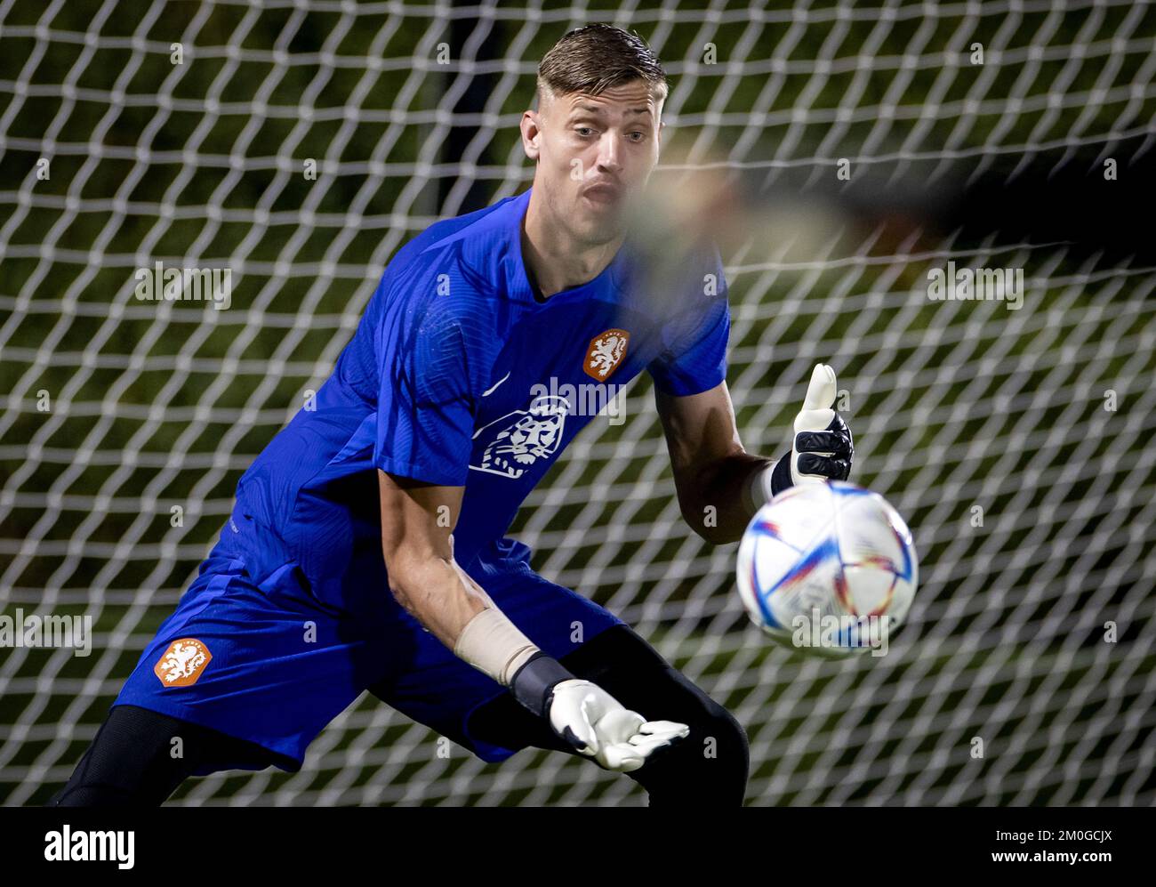 DOHA - Holland goalkeeper Andries Noppert during a training session of ...