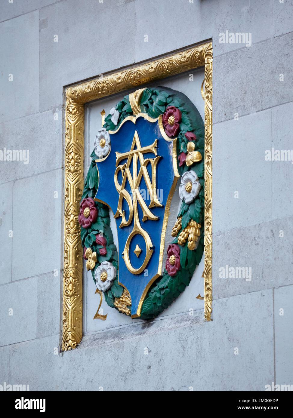 Architectural detail on Atkinsons building at Burlington gardens ...