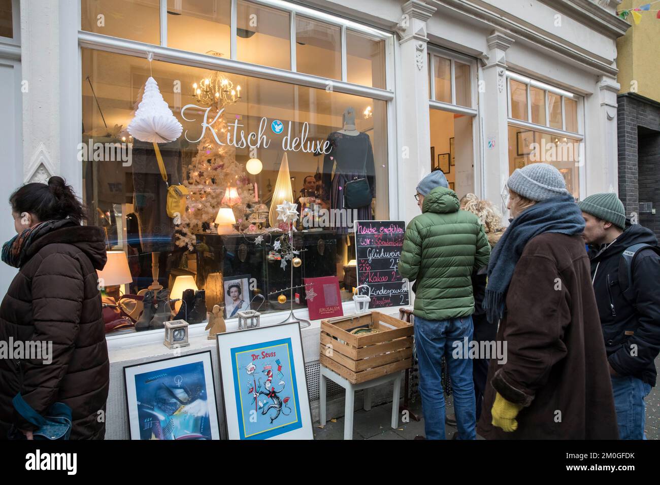 the fashion boutique Kitsch deluxe on Koerner street in Ehrenfeld ...