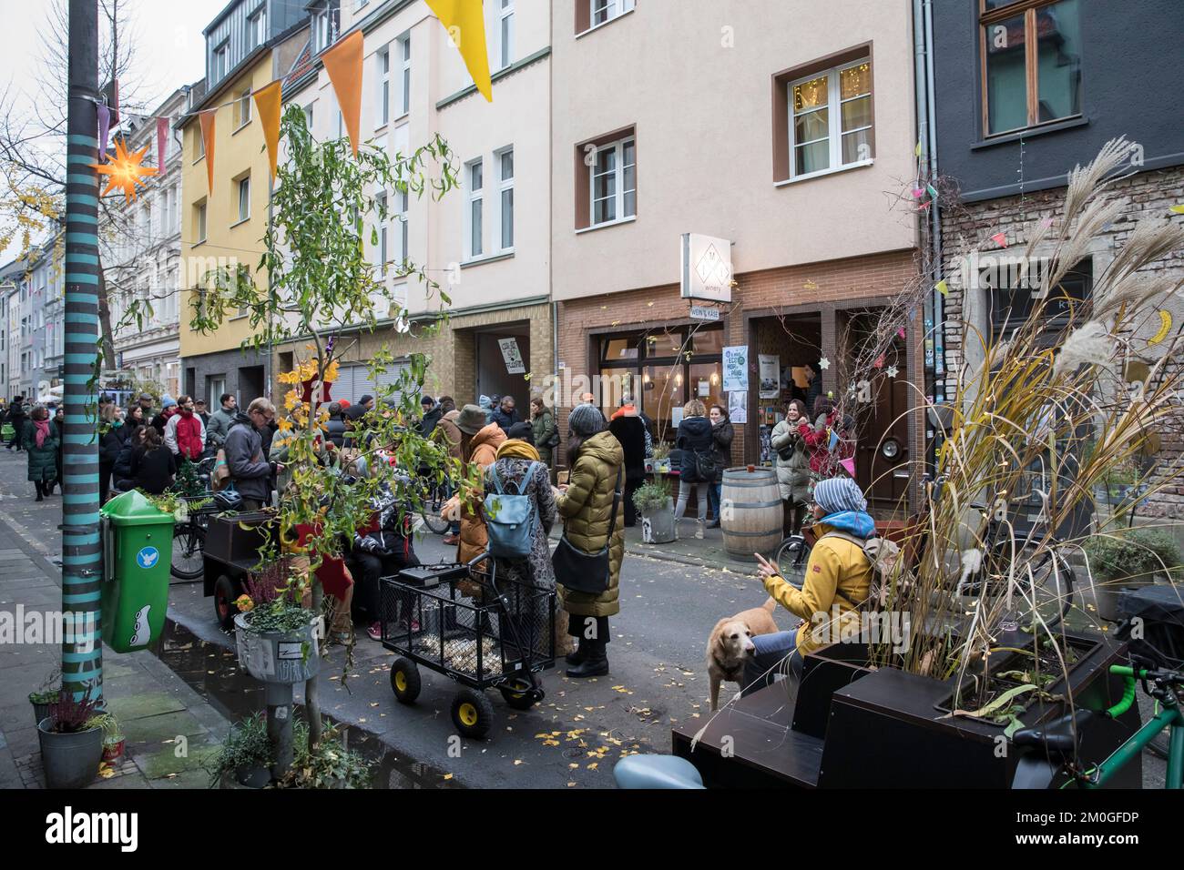 yard christmas market on Koerner street in Ehrenfeld district, Cologne ...