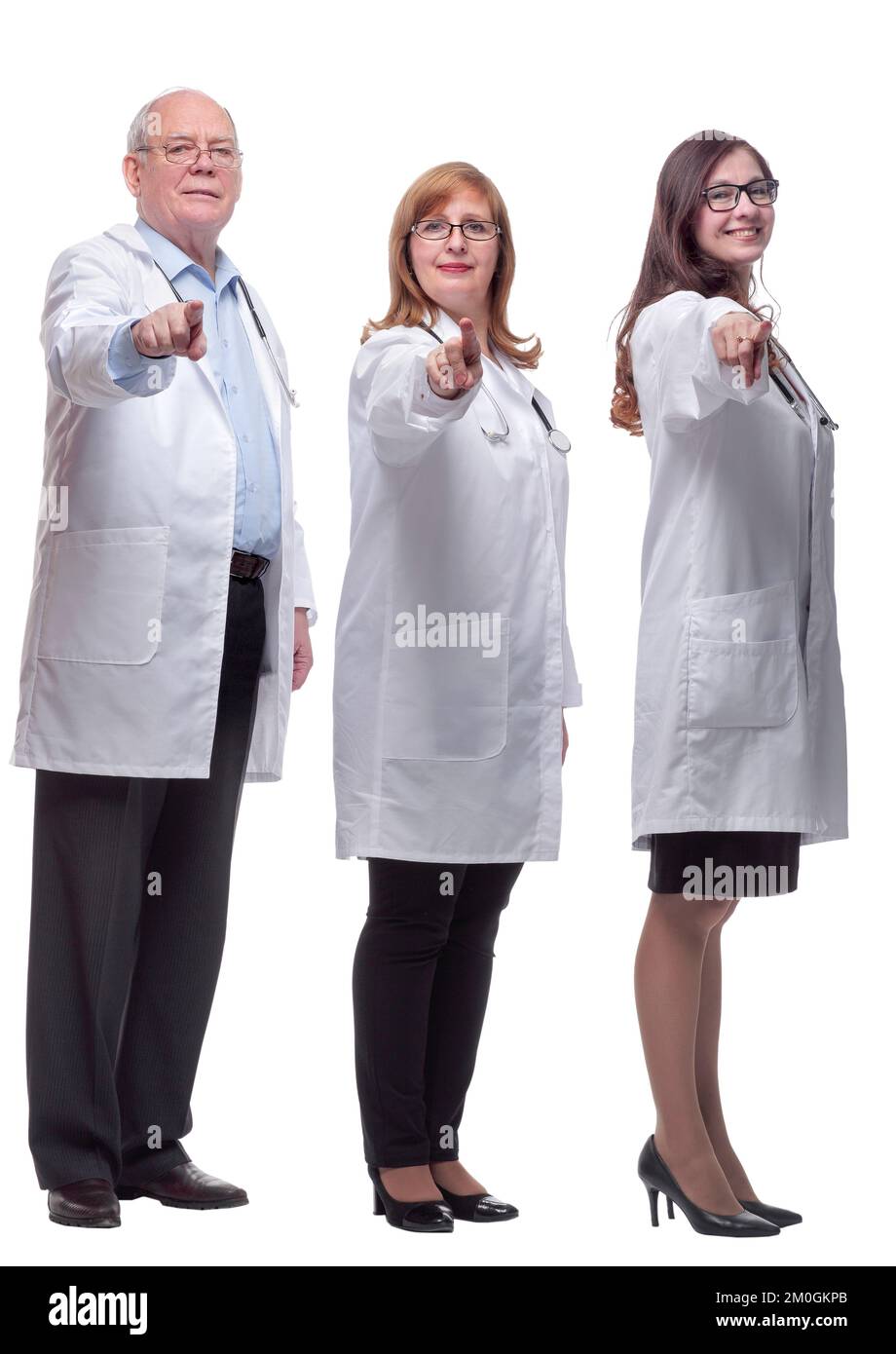 group of qualified doctors showing their visiting card Stock Photo - Alamy