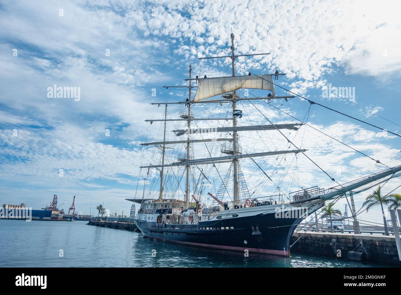 Tenacious tall ship wheelchair hi-res stock photography and images - Alamy