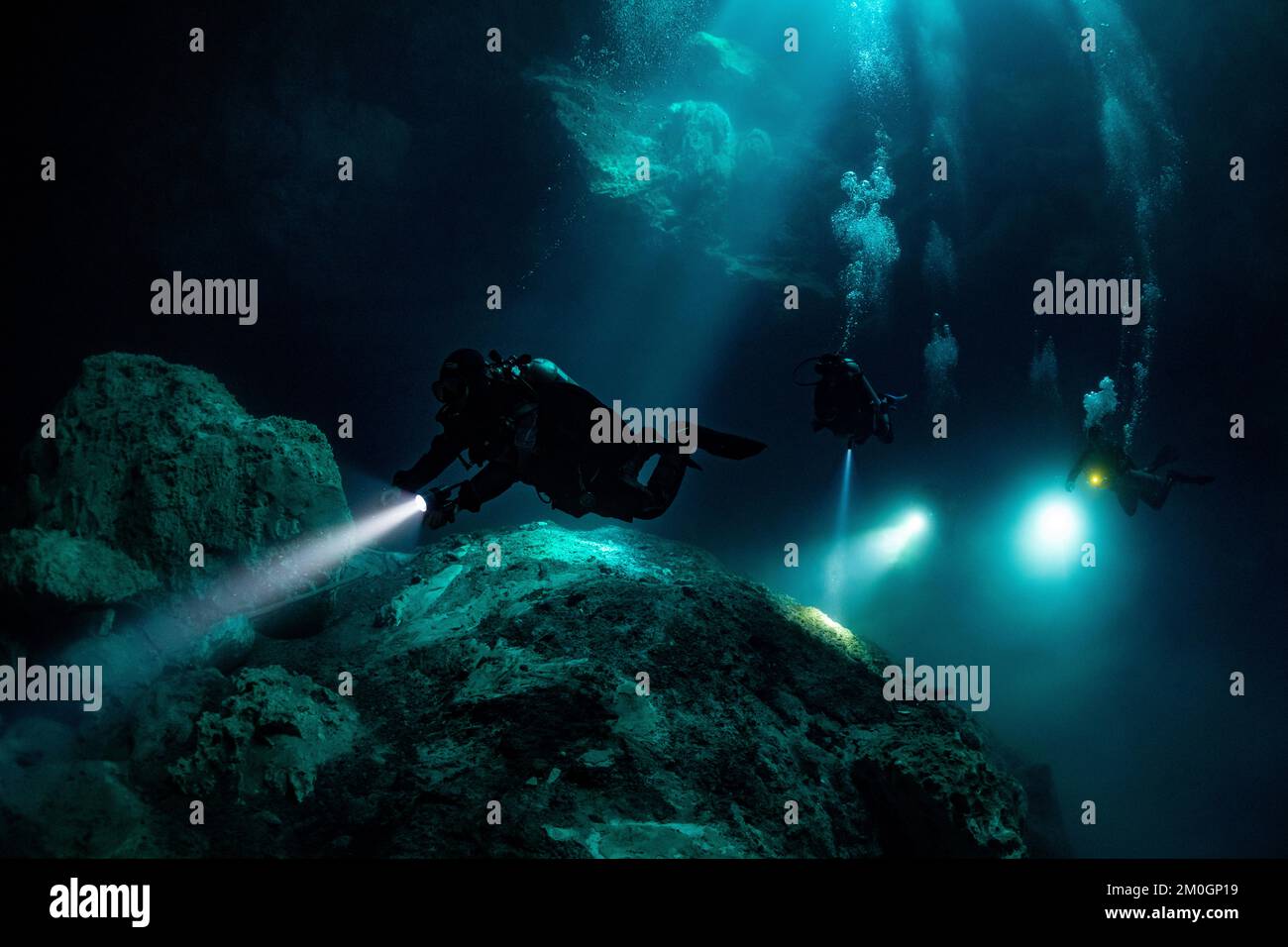 The pit cenote mexico hi-res stock photography and images - Alamy