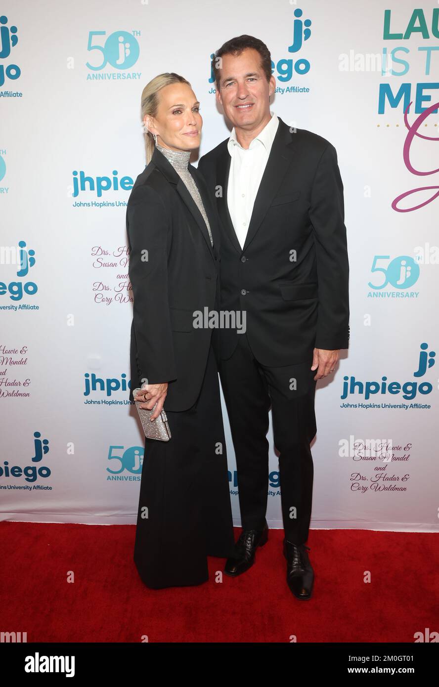 Beverly Hills, Ca. 5th Dec, 2022. Molly Sims, Scott Stuber at the ...