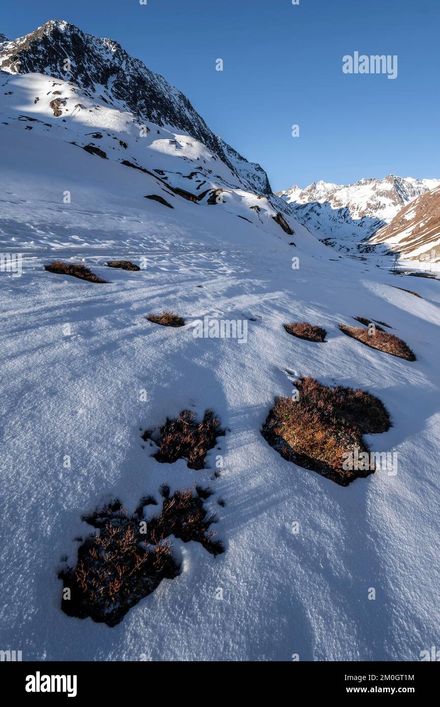 Snow-covered mountains, view into the Oberberg valley with Oberbergbach ...
