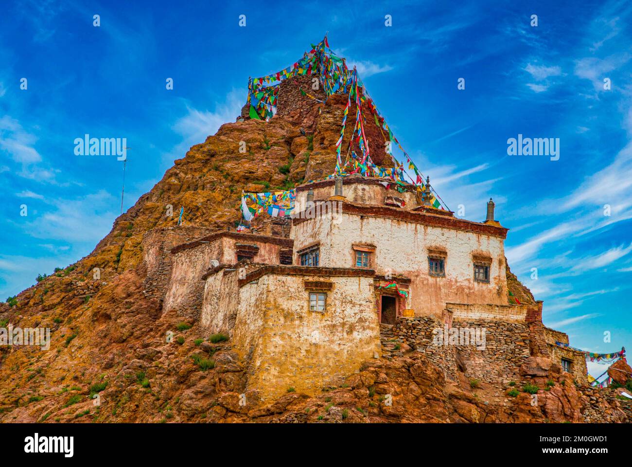 The Chiu monastery at the Lake Manasarovar, Western Tibet, Asia Stock ...