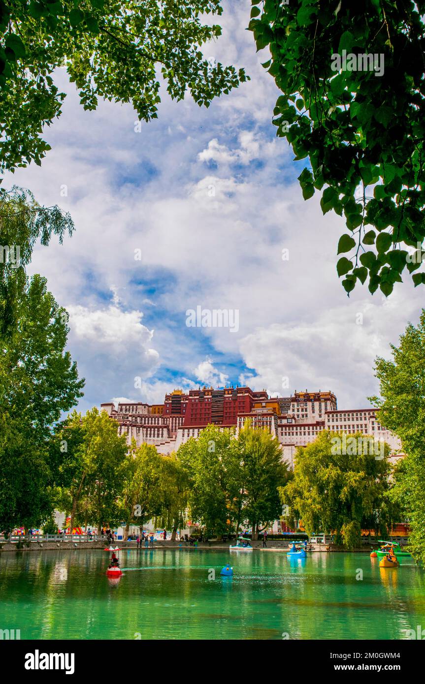 The Potala in Lhasa, Unesco world heritage site, Lhasa, Tibet, Asia ...