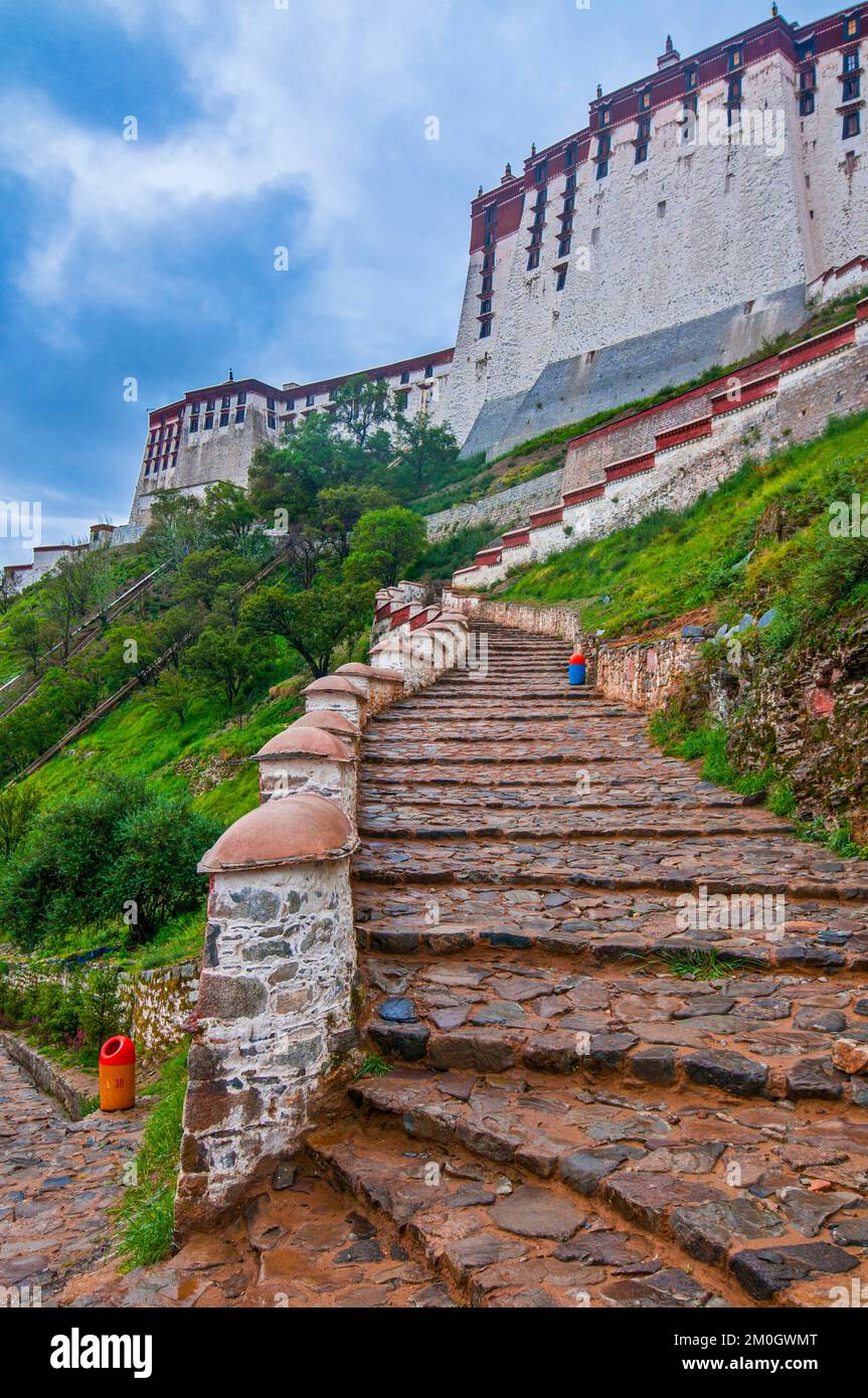 The Potala in Lhasa, Unesco world heritage site, Lhasa, Tibet, Asia ...
