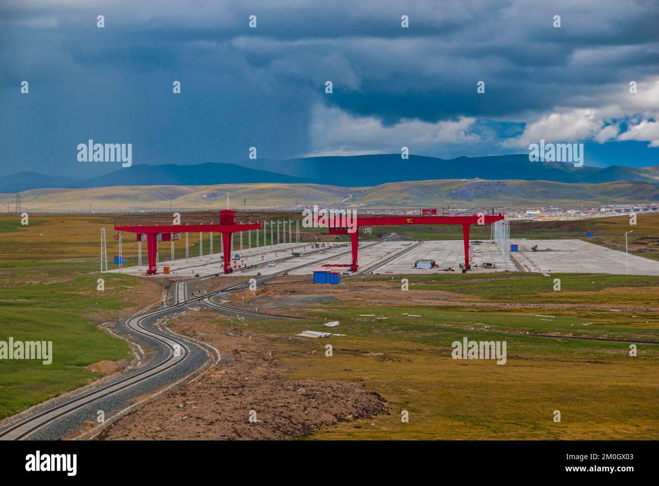 The Tibetan railway in Tibet, Asia Stock Photo - Alamy