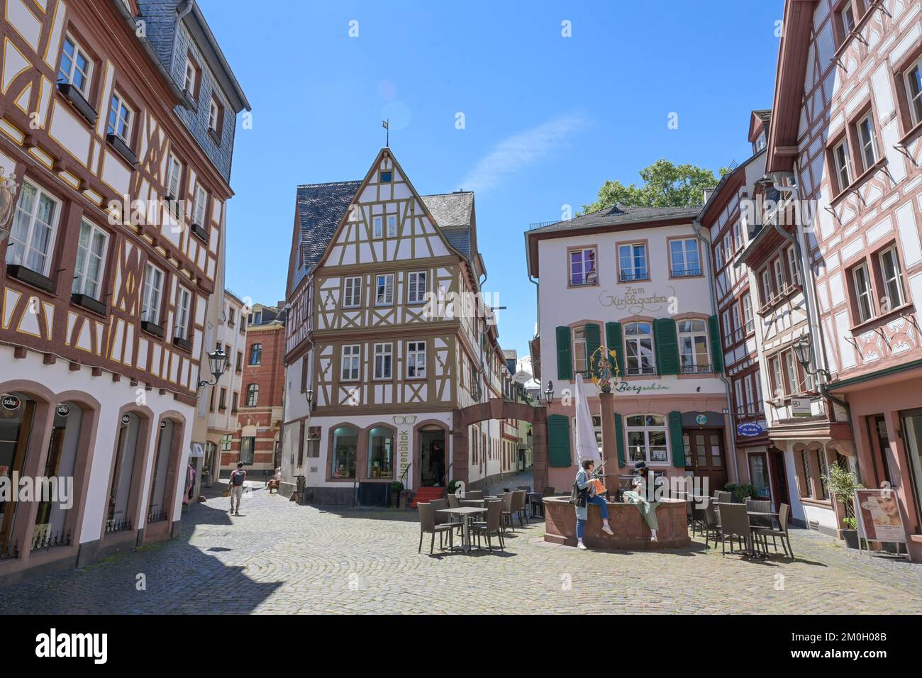 Half-timbered houses, Kirschgarten, Old Town, Mainz, Rhineland ...