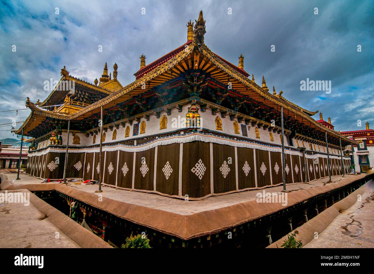 Jokhang temple, Lhasa, Tibet, Asia Stock Photo - Alamy