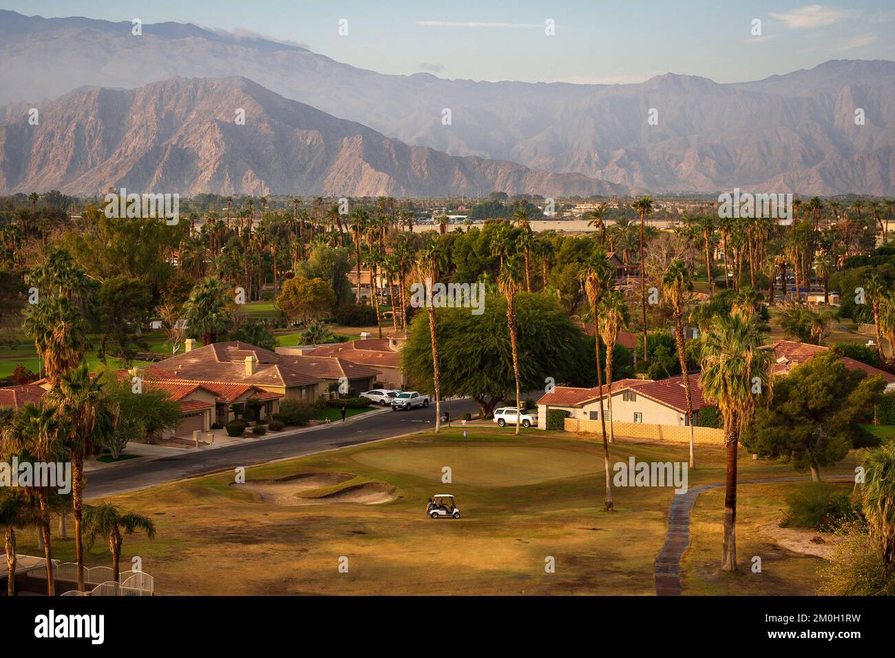 hot air balloon ride over thermal California Stock Photo - Alamy