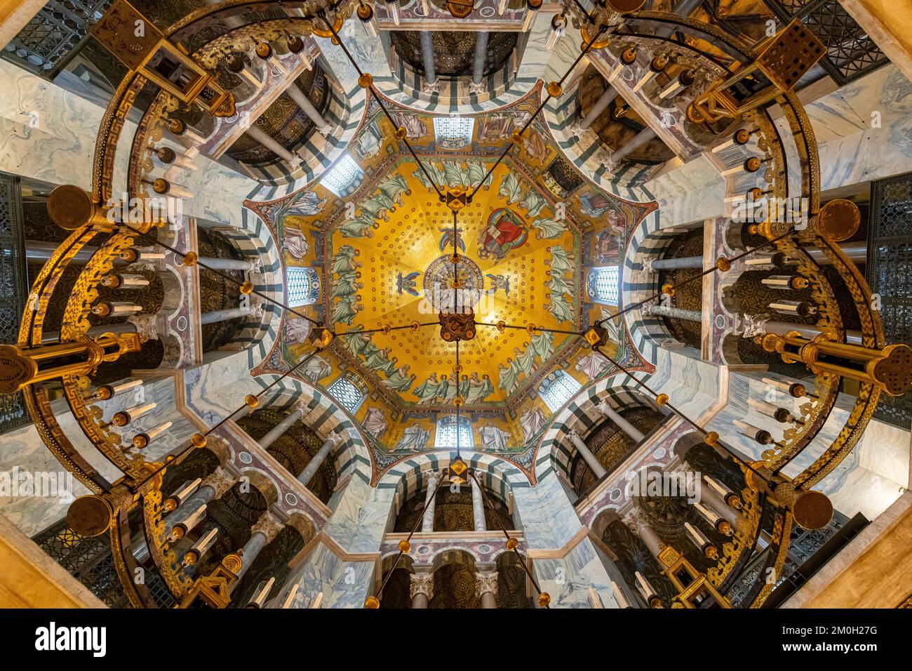 Aachen cathedral interior hi-res stock photography and images - Alamy