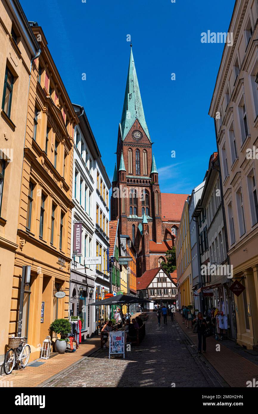 Old town of Schwerin with the cathedral, Mecklenburg-Vorpommern ...