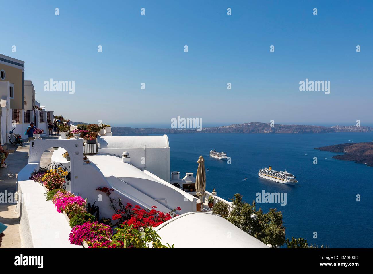 Greece, The Cyclades, Santorini Island (Thera or Thira), village of ...