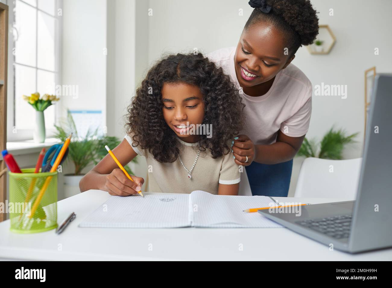 Mom daughter school african hi-res stock photography and images - Alamy