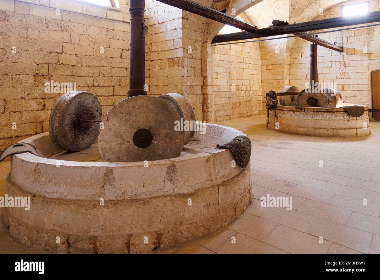 Olive mill italy hi-res stock photography and images - Alamy