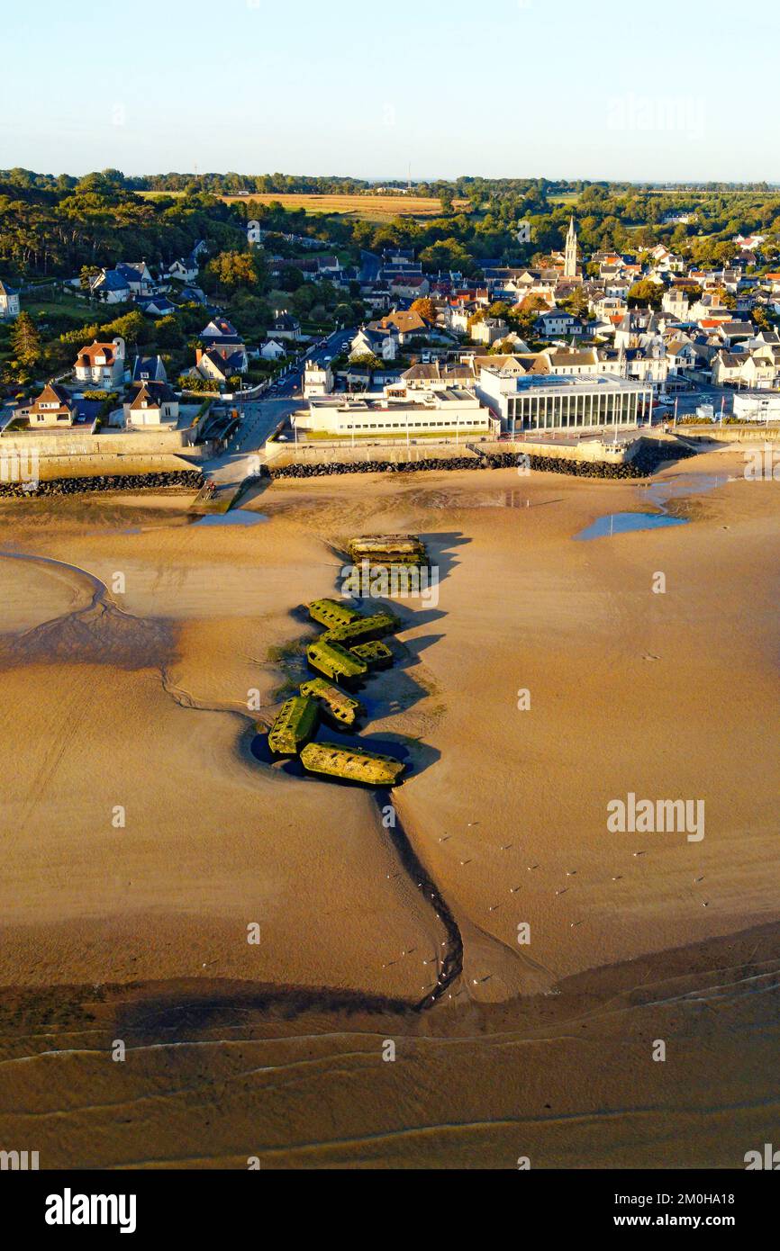Aerial gold coast sea world hi-res stock photography and images - Alamy